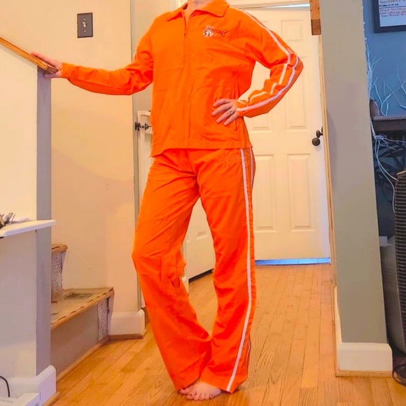 Hooters | Pants & Jumpsuits | Hooters Authentic Hooters Girl Warm Up ...